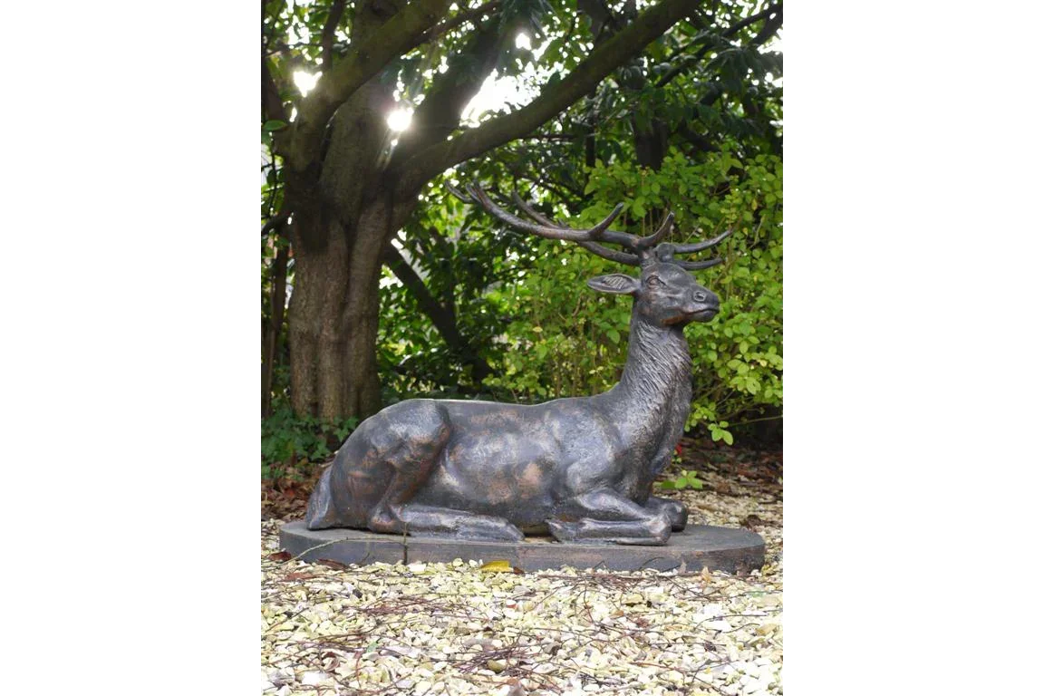 laying Stag – Home Centre Direct